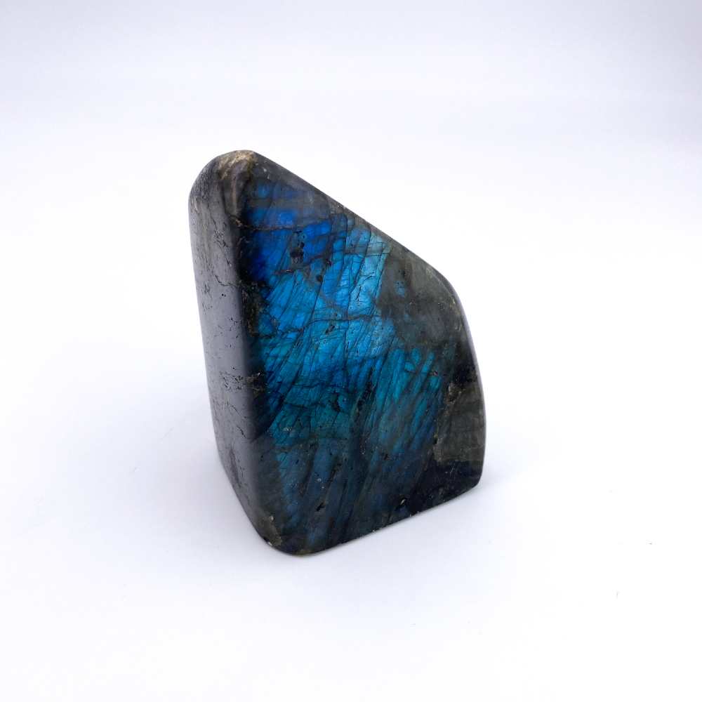 Labradorite — Vertus, Propriétés et Bienfaits de la Pierre
